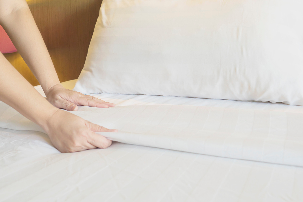 Comment plier un drap housse : 9 actions en 2 minutes